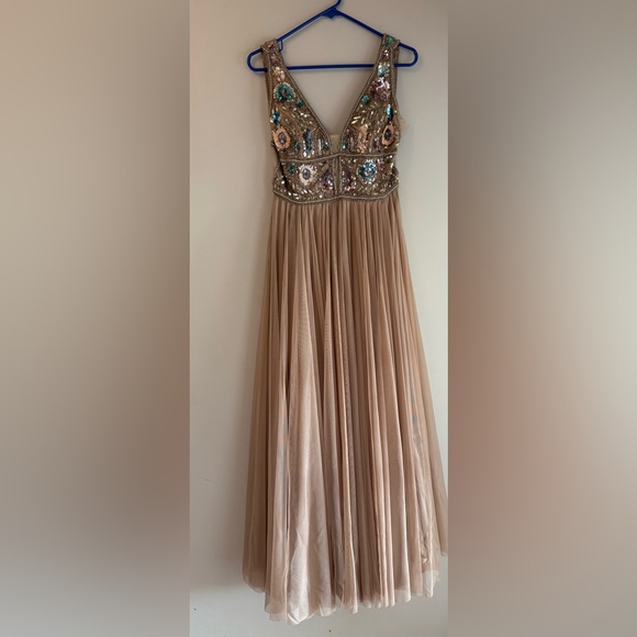 Sherri Hill | Dresses | Elegant Tan Sherri Hill Prom Dress Used | Poshmark